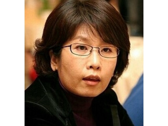 Mengenal 5 Sosok Penulis Hebat di Balik Suksesnya Drama Korea - Beauty ...