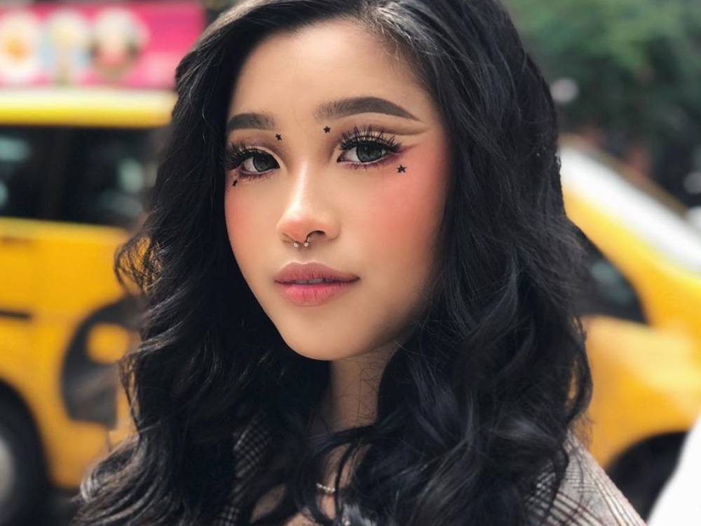 Deretan Inspirasi Riasan Mata Unik dari Cindercella Selama NYFW 2019 ...