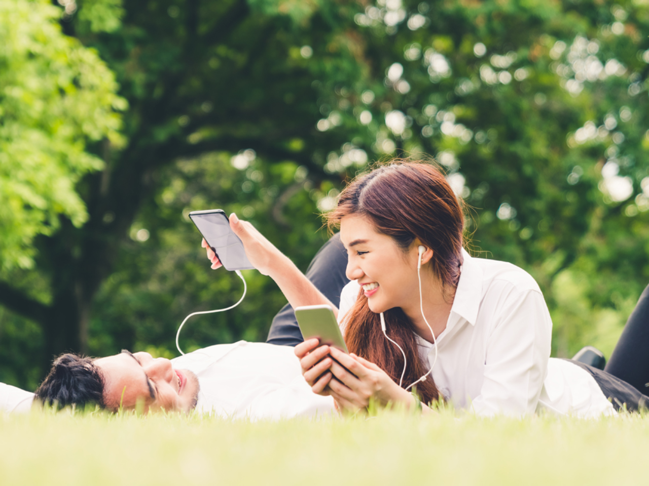 5 Hal yang Akan Terjadi Pada Tubuh Anda Saat Sedang Jatuh Cinta ...